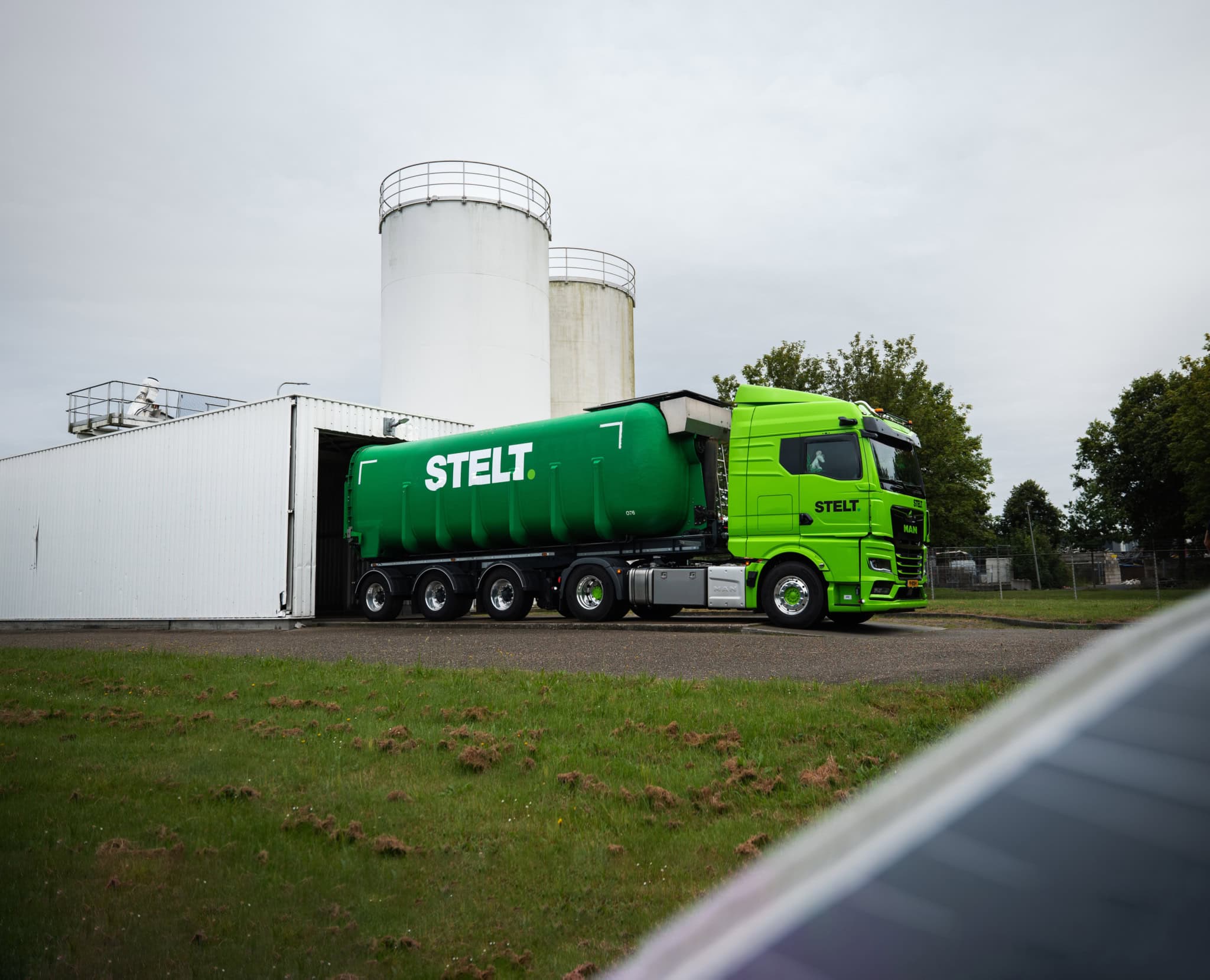 Contact - Stelt